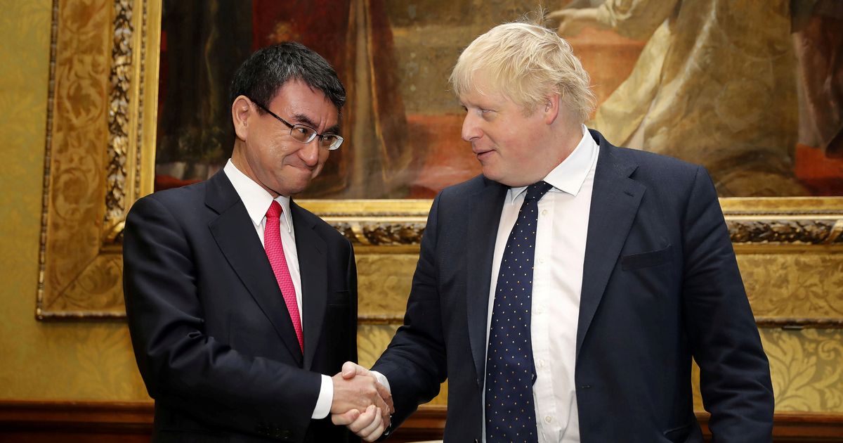 Boris Johnson drinks peach juice from Fukushima nuclear pickle to level ...